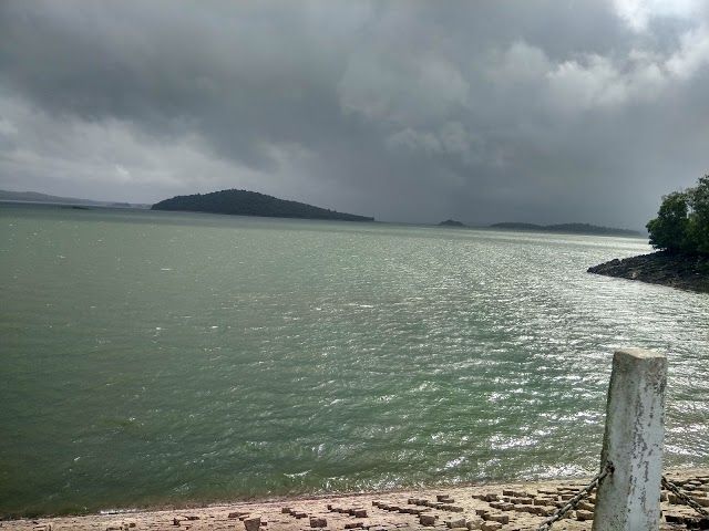 Water Adventures at Bhadra Dam | Chikmagalur - What to Expect | Timings ...