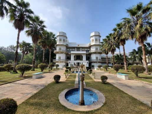 Silver Saloon | Gwalior - What to Expect | Timings | Tips - Trip Ideas ...