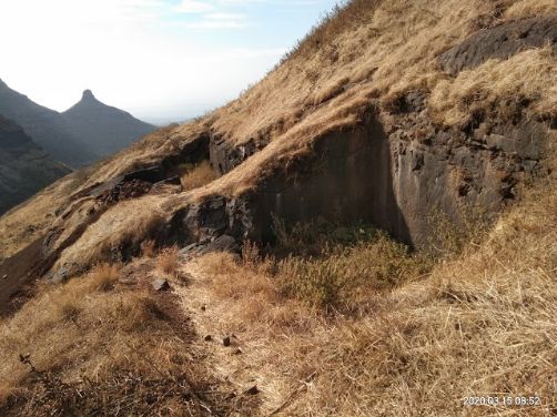 Hike Up to Bitangad Fort | Igatpuri - What to Expect | Timings | Tips ...