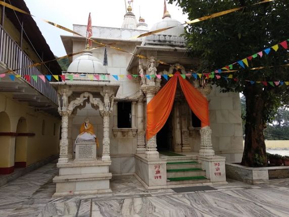 Raghunath Temple Near Mount Abu - Timing, History & Photos