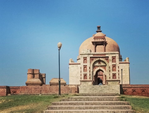 Top places for a weekend getaway near Delhi | Trip Ideas by MakeMyTrip