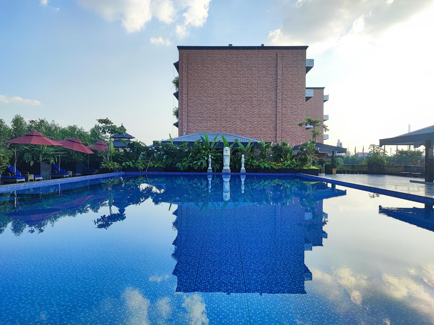Mayfair Purnea 𝗕𝗢𝗢𝗞 Purnia Resort