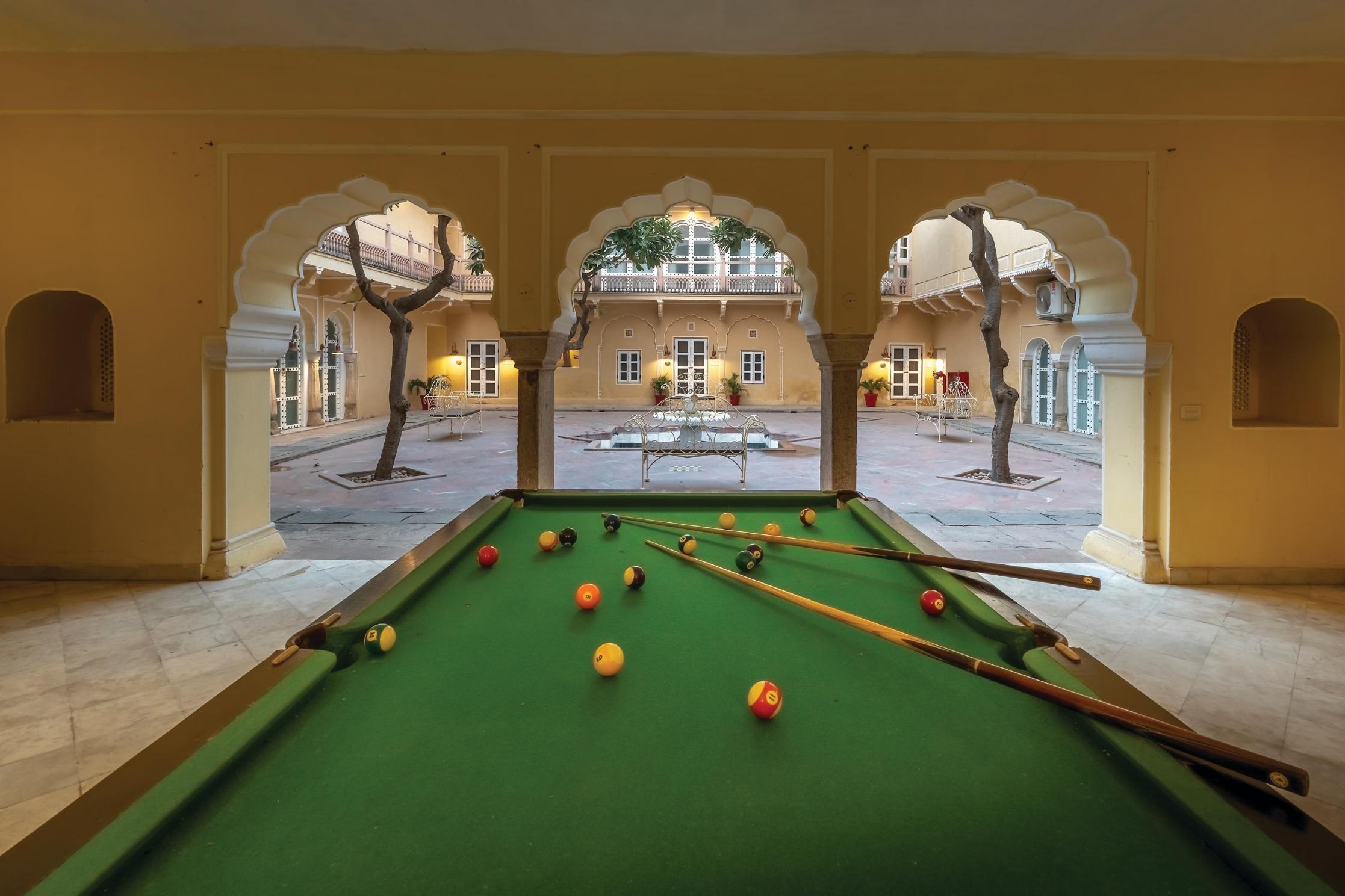 Chomu Palace Jaipur (A Heritage Hotel) 𝗕𝗢𝗢𝗞 Chomu Resort