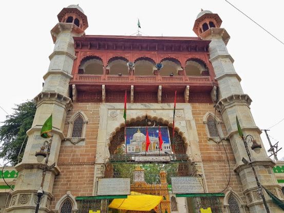 Ajmer Sharif Dargah (Moinuddin Chisti Tomb) - Photos, Timings & History