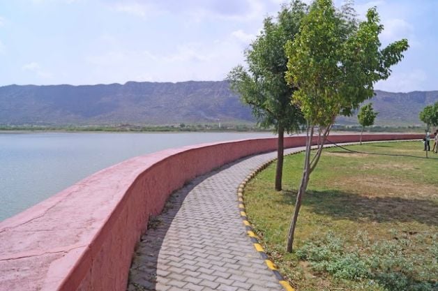 Foy Sagar Lake | Ajmer - What to Expect | Timings | Tips - Trip Ideas ...