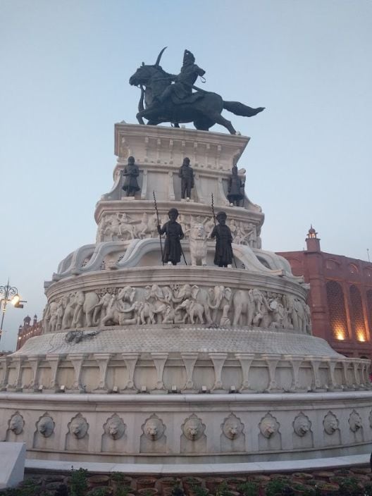 Hall Bazaar | Amritsar - What to Expect | Timings | Tips - Trip Ideas ...