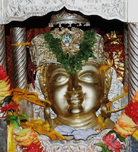 Worship at the Pandukeshwar Temple, Badrinath - Timing, History & Photos