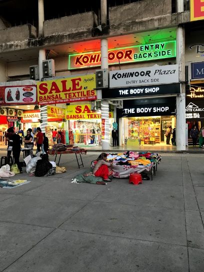 Sector 17 Market | Chandigarh - What to Expect | Timings | Tips - Trip ...