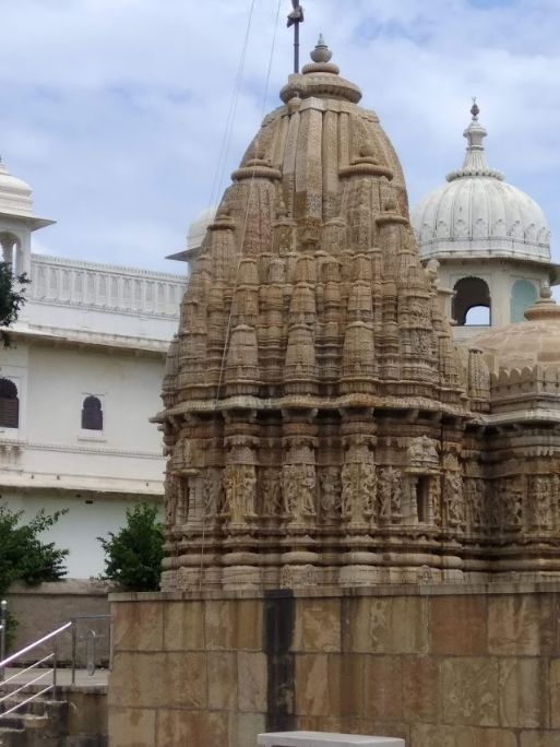 Sri Jain Shwetambar Satbis Deori Qila Temple, Chittorgarh - Timing ...