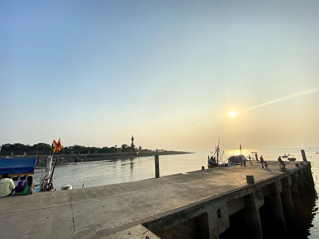 Jetty Garden | Daman - What to Expect | Timings | Tips - Trip Ideas by ...