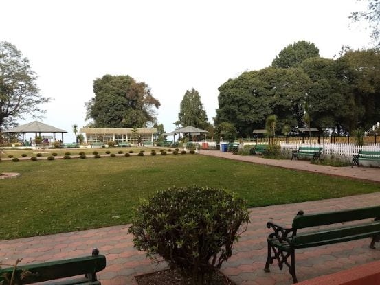 Picnicking at Shrubbery Nightingale Park | Darjeeling - What to Expect ...