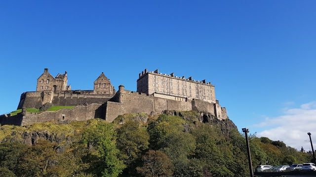 Edinburgh Castle | Edinburgh - What to Expect | Timings | Tips - Trip ...