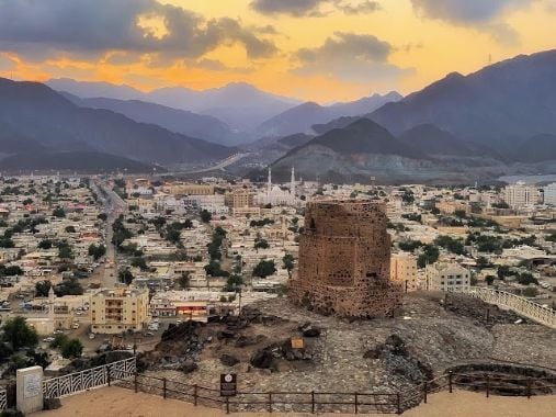Al Rabi Tower | Fujairah - What to Expect | Timings | Tips - Trip Ideas ...