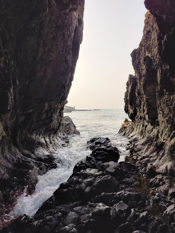 Devils Finger | Goa - What to Expect | Timings | Tips - Trip Ideas by ...