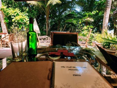 Full Moon Cafe | Havelock Island - What to Expect | Timings | Tips ...