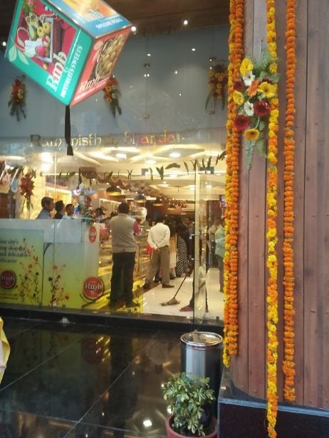 Ram Misthan Bhandar | Kanpur - What to Expect | Timings | Tips - Trip ...