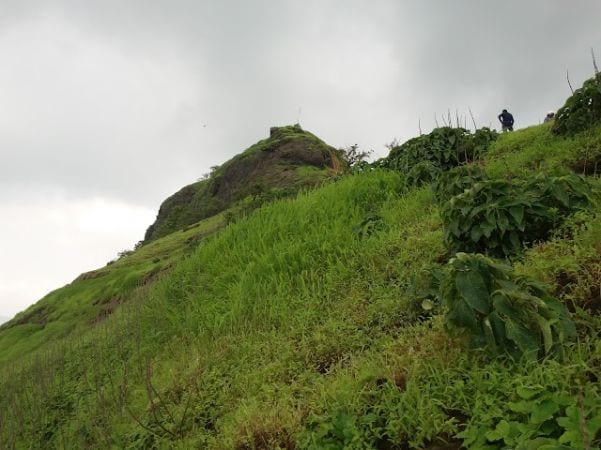 Trekking to Sondai Fort | Karjat - What to Expect | Timings | Tips ...