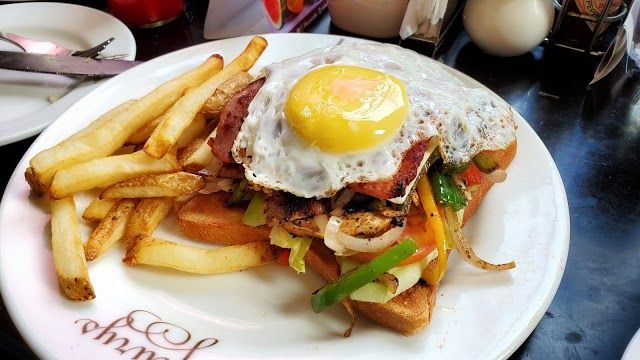 Flurys Bakery | Kolkata - What to Expect | Timings | Tips - Trip Ideas ...