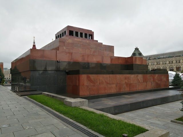 Lenin's Mausoleum | Moscow - What to Expect | Timings | Tips - Trip ...