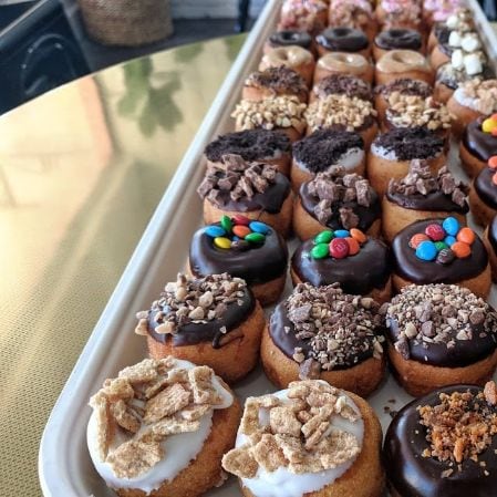 Leopold Cafe | Mumbai - What to Expect | Timings | Tips - Trip Ideas by ...