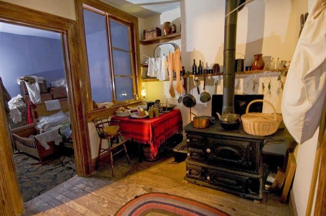 Tenement Museum, New York - Ticket Price, Timings, Photos