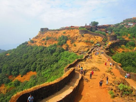 Trek to Pratapgad Fort | Panchgani - What to Expect | Timings | Tips ...