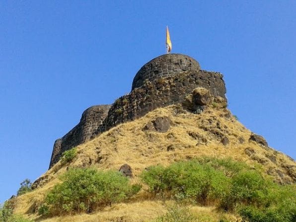 Trek to Pratapgad Fort | Panchgani - What to Expect | Timings | Tips ...
