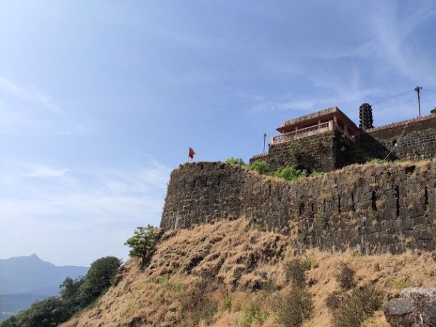 Trek to Pratapgad Fort | Panchgani - What to Expect | Timings | Tips ...