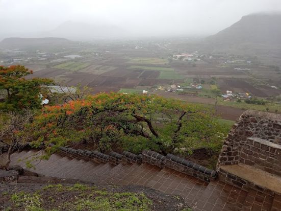 Trek to the 17th Century Shivneri Fort | Pune - What to Expect ...