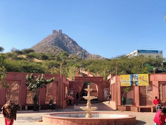 Savitri Temple, Pushkar - Timing, History & Photos