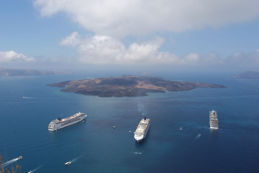 Take a Caldera Cruise | Santorini - What to Expect | Timings | Tips ...