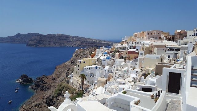 Stroll on Oia's Main Street | Santorini - What to Expect | Timings ...