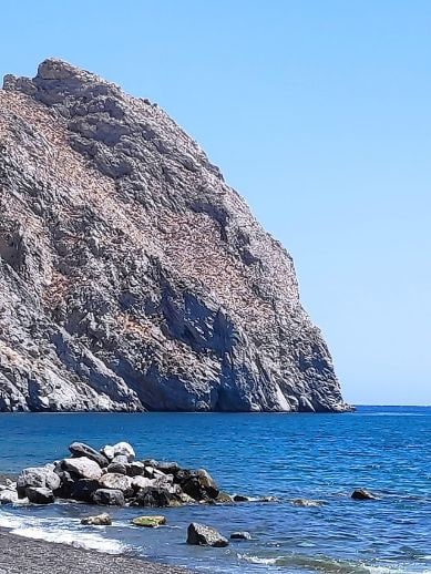 Perissa Black Sand Beach, Santorini - Things to Do, Timings & Photos
