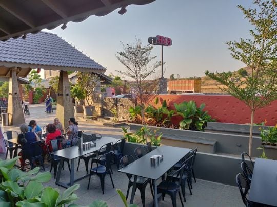 Manas Resto & Lounge | Satara - What to Expect | Timings | Tips - Trip ...
