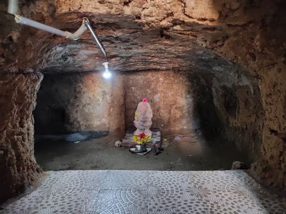 Panch Pandav Gufa | Somnath - What to Expect | Timings | Tips - Trip ...