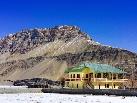 Most Popular Tourist Rated Resorts & Stays in Spiti | MakeMyTrip