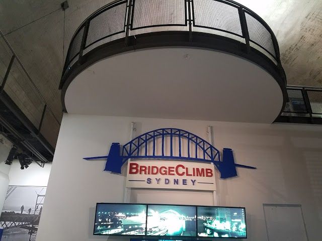 Sydney Harbour Bridge Climb | Sydney - What to Expect | Timings | Tips ...