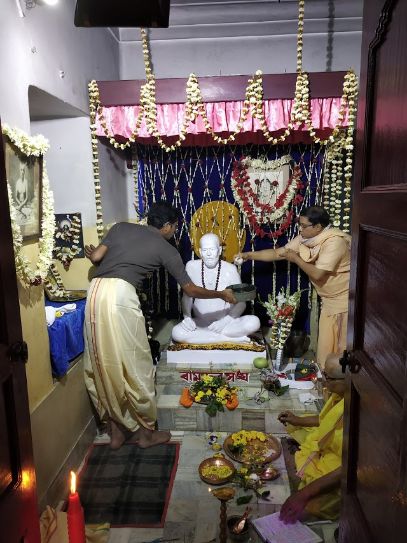 Visit Bamdev Sangha Ashram | Tarapith - What to Expect | Timings | Tips ...