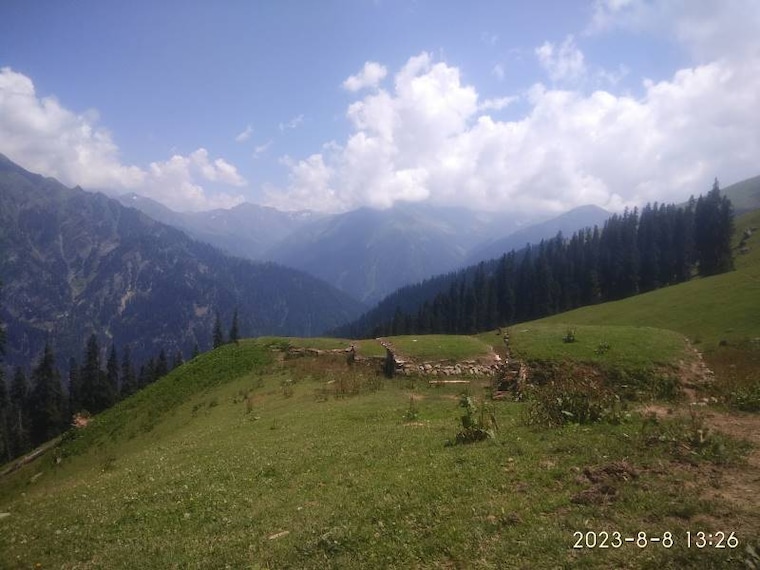 Gangabal Lake Trek | Sonmarg - What to Expect | Timings | Tips - Trip ...