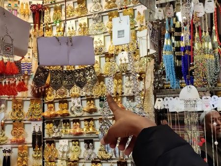 Exploring Varanasi Market | Varanasi - What to Expect | Timings | Tips ...